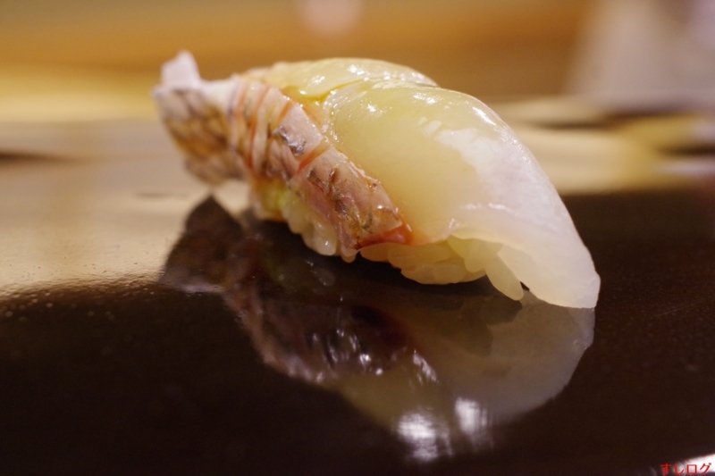 鮨が10倍楽しくなる旬魚の世界 No. 2～春～タイ(真鯛) | すしログ