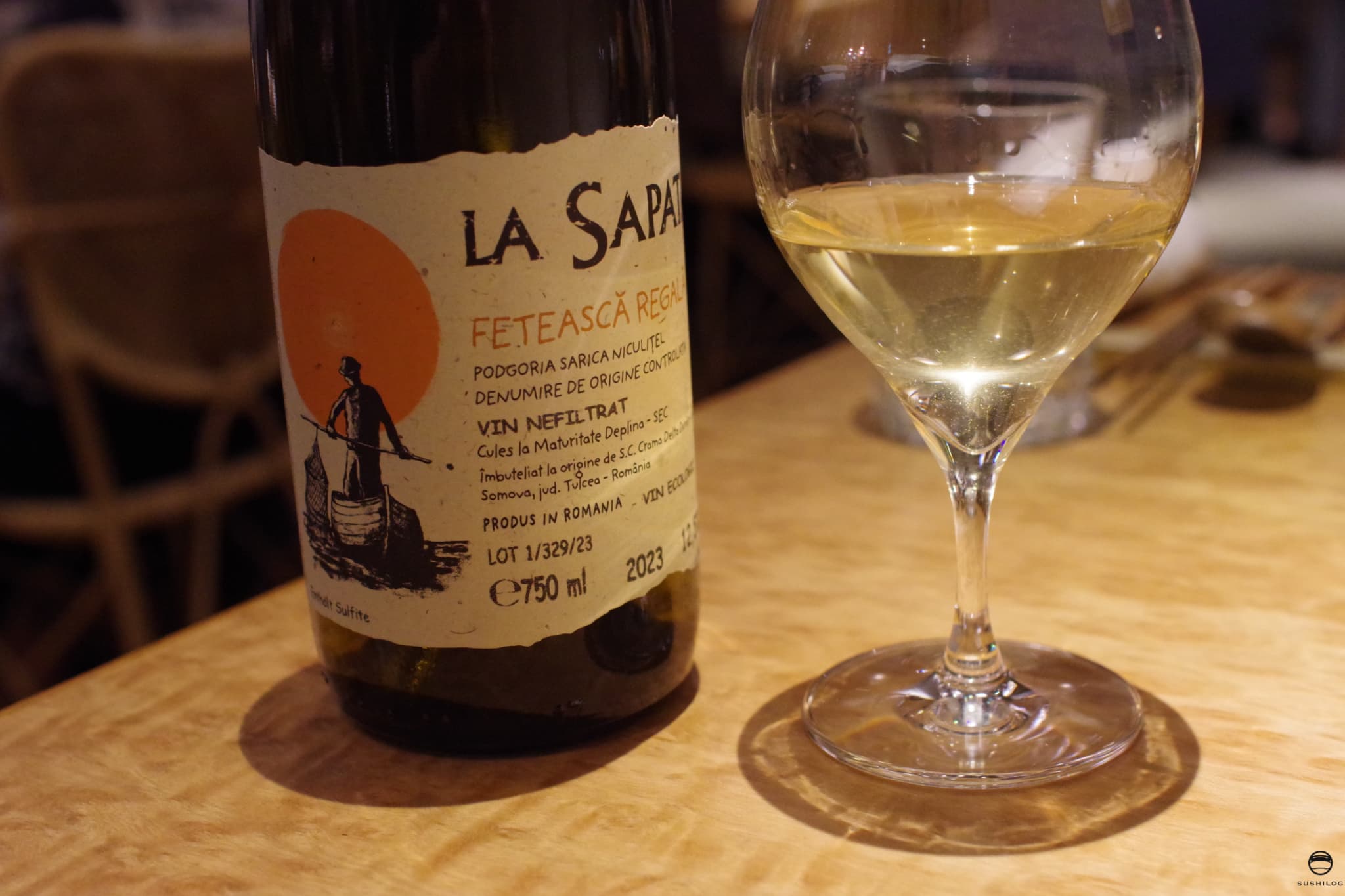 タイ料理とワインペアリングの魅力を伝えるレストラン！代々木上原「thalee ling(タレーリン)」 | すしログ